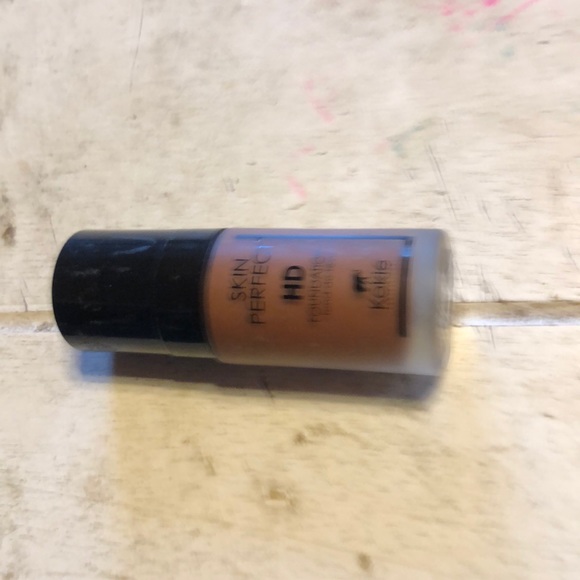 Kokie | Makeup | Hd Foundation | Poshmark